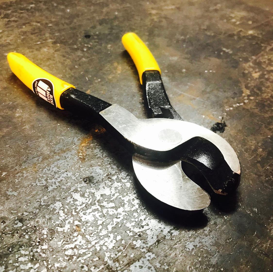 Pocket Cutters – Two Devils Tools